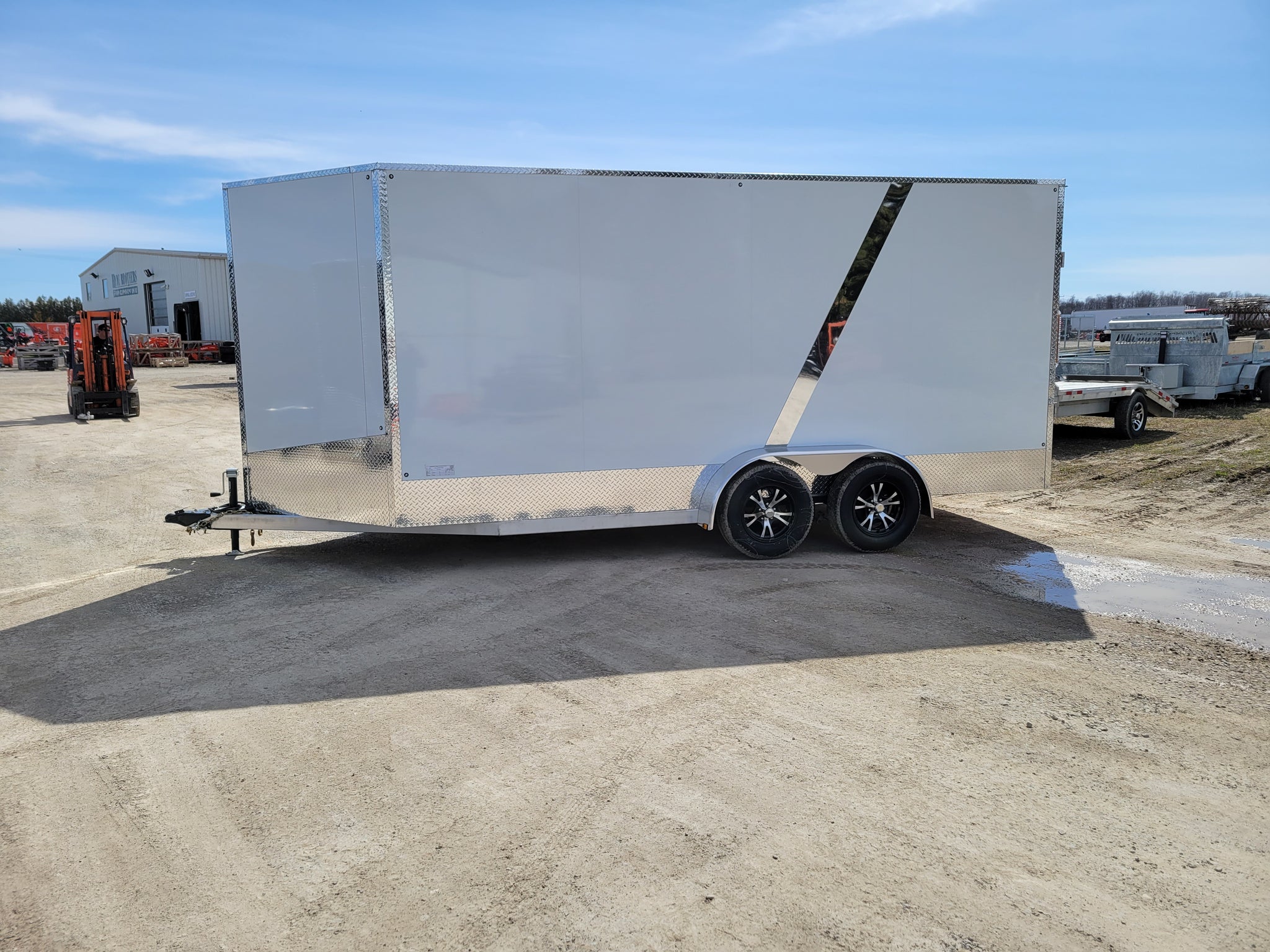 7'x16'x7' Aluminum Vnose – Beckner Trailers